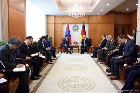 УИХ ын дарга Г Занданшатар Холбооны Бүгд Найрамдах Герман Улсын Ерөнхийлөгч Франк Вальтер