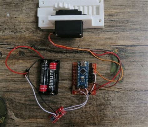 Automatic Toilet Flusher Reduce Touch Reduce COVID Infection Using Arduino Tech Projects