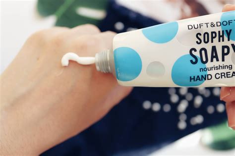 [Review] DUFT AND DOFT Nourishing Hand Cream Stockholm Rose and Sophy ...