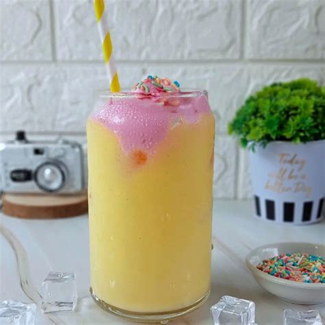 Resep Mango Strawberry Float Juice Sederhana Rumahan Di Yummy App Resep Mango Strawberry Float Juice Sederhana Rumahan Di Yummy App