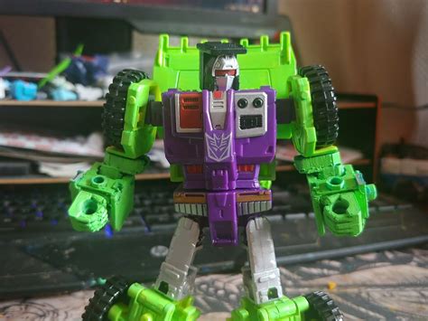 Stl File Cw Undersized Devastator Upgrade 🤖・3d Printer Design To Download・cults