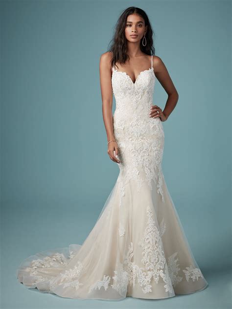 Fit And Flare Wedding Dresses In San Diego And Orange County Couture