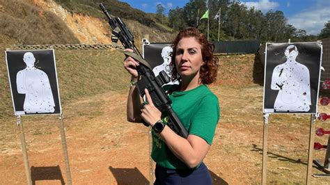 Dono De Site De Vídeos De Amor Intenso Diz Que Carla Zambelli Alavancou