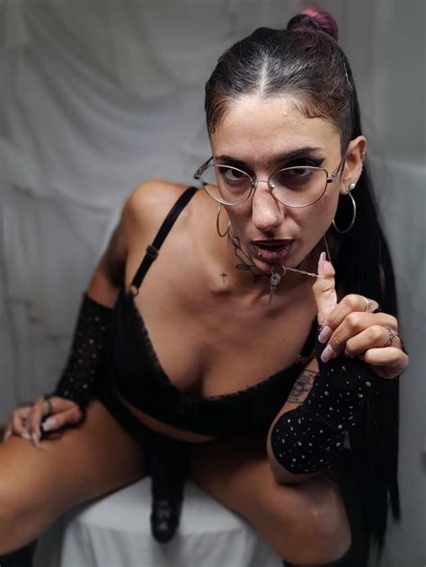 Your Keys See More Action Than Your Pindick Rkeyholder