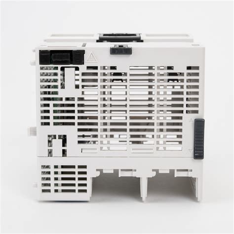 Click Plus Plc Ethernet Serial And Microb Usb Ports Programmable Logic Controller Pn C2