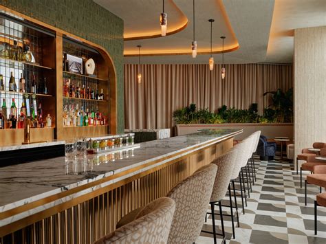 New American Express Sidecar Sit Down Dining Lounge Leaks — Charlotte