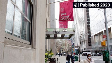 Doctor Is Charged With Sexually Abusing 2 Patients When They Were Minors The New York Times
