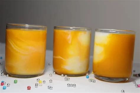 Fresh Mango Lassi Packaging Type Plastic Bag Packaging Size 1l At