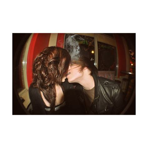 Best Kisses Ever Caught On Camera Best Kisses Cute Couples Going