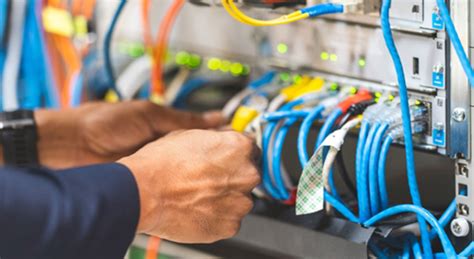 مزیت های استفاده از شبکه های کامپیوتری گروه مهندسی نوین نت