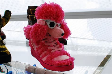 Adidas Originals By Jeremy Scott 粉紅貴婦狗 Js Poodle 鞋款預告 A Day Magazine