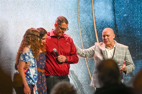 Derek Kinnison Pardoned For Jan 6 Crimes Gets Heros Welcome At