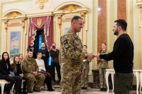 Яким Героям вручили сертифікати на квартири Vsim Ua