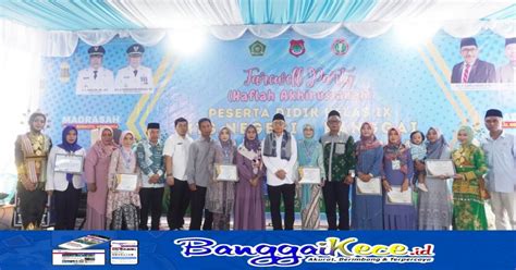 Nilma Waode Dan Sindi Dinobatkan Sebagai Guru Paling Favorit Di Mtsn 1