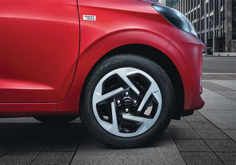 Hyundai Nios Alloy Wheels