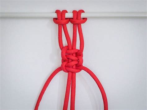 How To Tie A Macrame Square Knot With Pictures