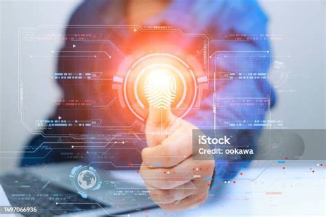 생체 인식 지문 스캐너의 미래 지향적 인 디지털 처리 개념 차세대 기술을 위한 디지털 변환디지털 미래형의 감시 및 보안 스캐닝