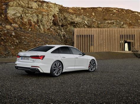 Plugin Hibrit Audi A6 Tanıtıldı Audi A6 Hibrit Tanıtıldı