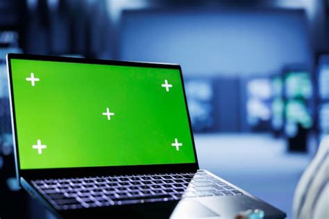 Premium Photo Admin In Cloud Computing Business Uses Mockup Laptop To