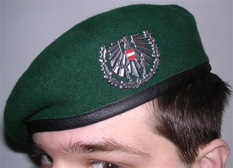 Barett Militär