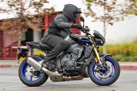 Yamaha Mt 10 Sp First Ride Review Sportbikes Inc Magazine