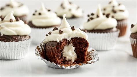 Dreamy Cream Filled Cupcakes Recipe