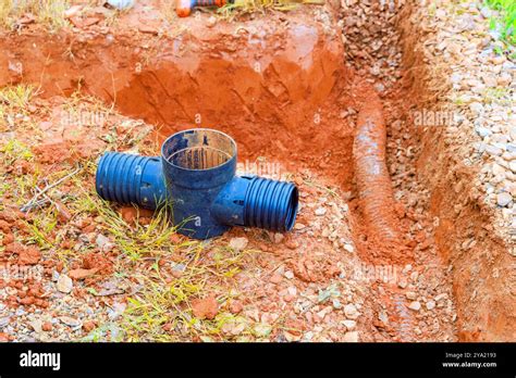 Replacement Of Underground Storm Sewers In Trench With Groundwater