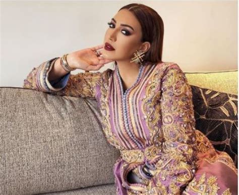 شاهد أسما لمنور تكشف عن حقيقة زواجها بعد خلعها لزوجها الأخير