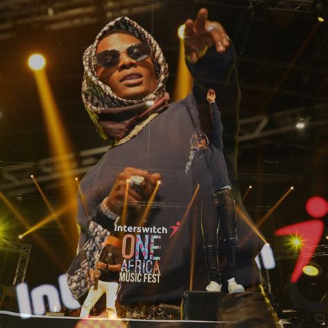 Tanzanian Singer Diamond Platinumz And His Pregnant Girlfriend In New Photo Shoot Bellanaija