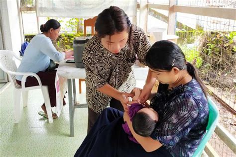 အသက်၂နှစ်အောက်ကလေးငယ်များကို ပုံမှန်ကာကွယ်ဆေးထိုးနှံခြင်း၊ ဆေးတိုက်က