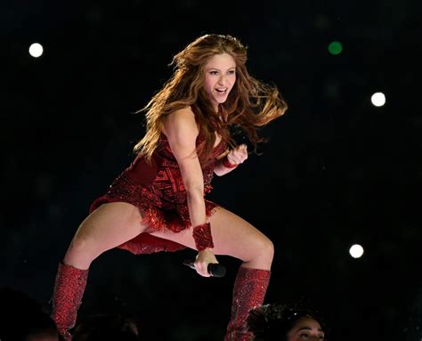 J Lo And Shakiras Superbowl Halftime Show Garnered Over 1300 Fcc