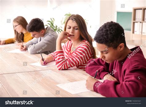 1 694 Cheat On Test Images Stock Photos Vectors Shutterstock