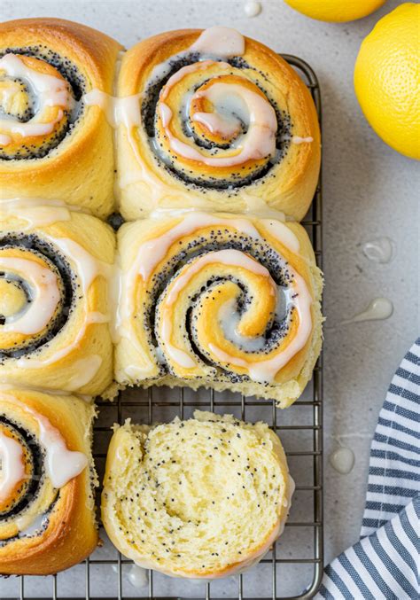 Fluffy Lemon Poppy Seed Sweet Rolls