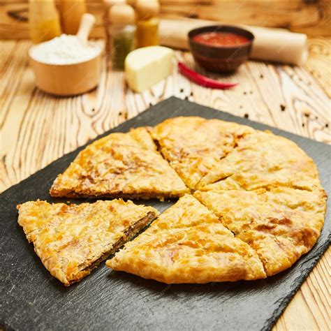 Premium Photo Kubdari With Meat Traditional Tasty Georgian Dish