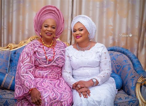 City Scoop Queen Mariam Ogunwusi Unveiling The Latest Olori To Step