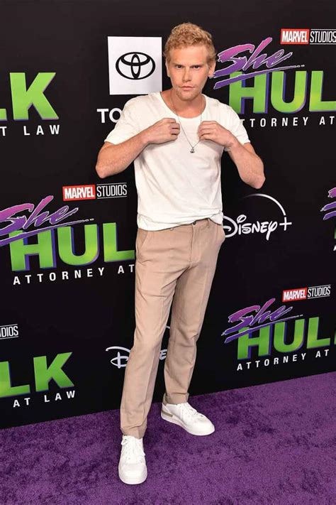 Actor De Marvel Ficha Por Dc Comics En La Serie Peacemaker