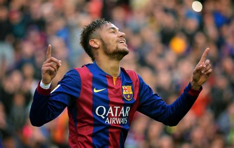 Neymar Angry Gesture Proves Growing Disappointment With Luis Enrique