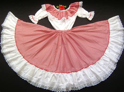 Trajes Típicos de Colombia y el Mundo