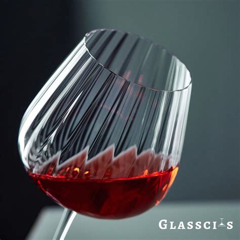 Ribbed Wine Glasses Sleek Modern Vibes Glasscias