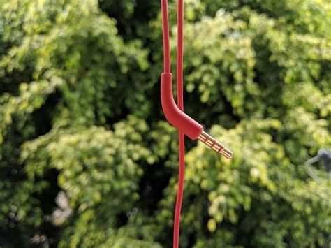 Jbl Endurance Run Sports Earphones Review Looks Unique Sounds Mainstream Techpp