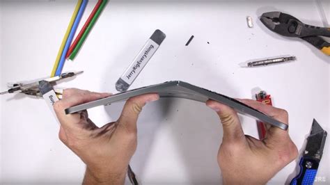 Apple Some 2018 Ipad Pros Are Shipping With Slight Bend But Its Not A Defect