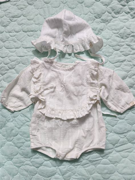 베이비 빌리 바디수트 턱받이 보넷 세트새상품급 신생아영유아의류 중고나라