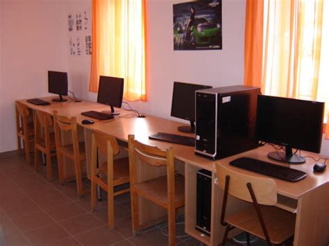Tiop Pályázat Új Informatika Terem Pantzer Gertrud Általános Iskola