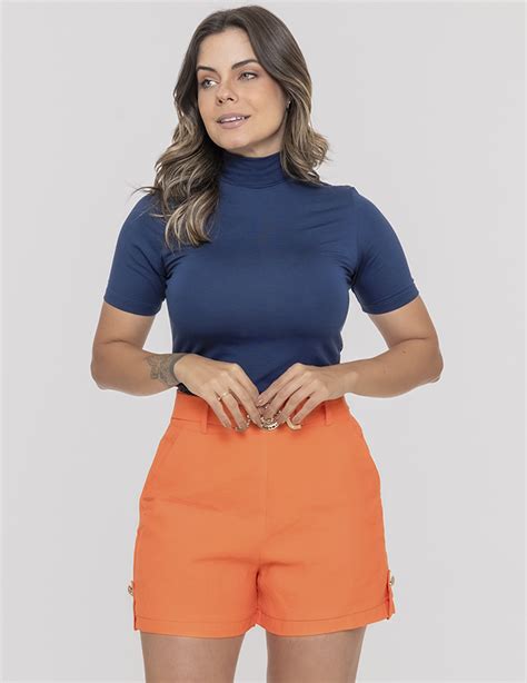 Blusa Gola Alta Azul Marinho Perfit