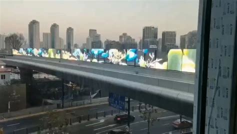 China UHD Indoor Transparent Display Screen Manufacturers Factory Customized UHD Indoor