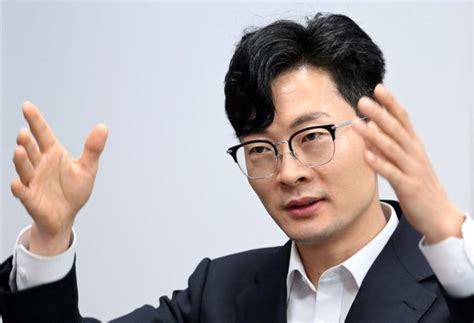 관저 앞 간 탈북 의원 박충권 간첩 적발된 사람들 빙산의 일각일 수 네이트 뉴스