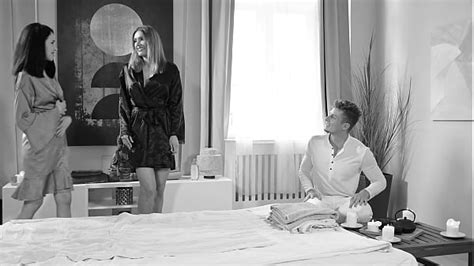 Lesbian Anal Finger Videos