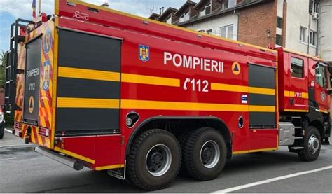 Pompierii Au Acţionat în 88 De Localităţi Din 27 De Judeţe Pentru