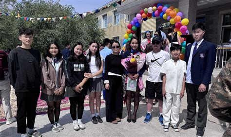 Batbold Болор Эгшиглэн өсвөрийн хөгжимчдийн хамтлаг н цохивор хөгжимчин 2024 оны төгсөгч Г