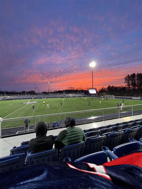 Chloe Landers Center Back Uconn Huskies Nil Profile Opendorse